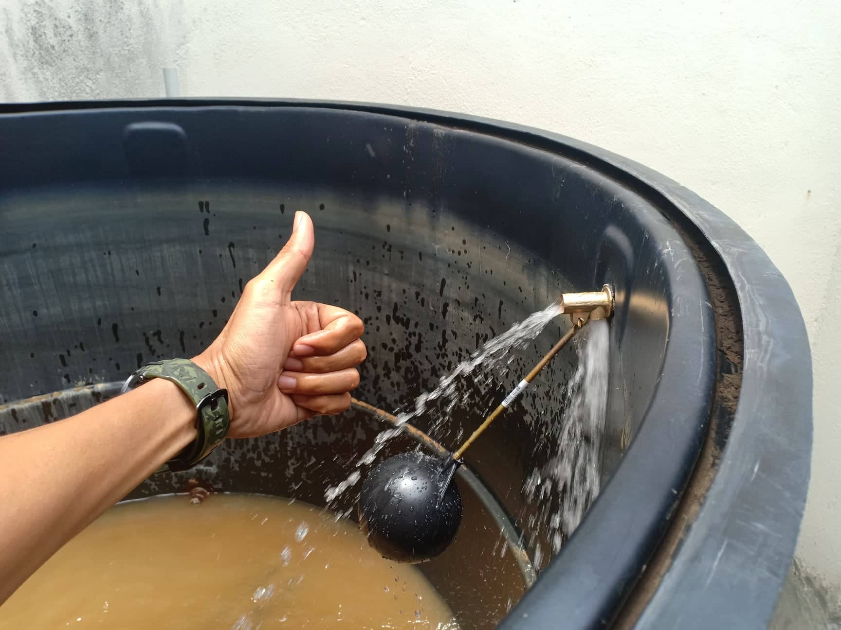 Apa itu pelampung tandon air - Mitra Jasa Sedot Limbah
